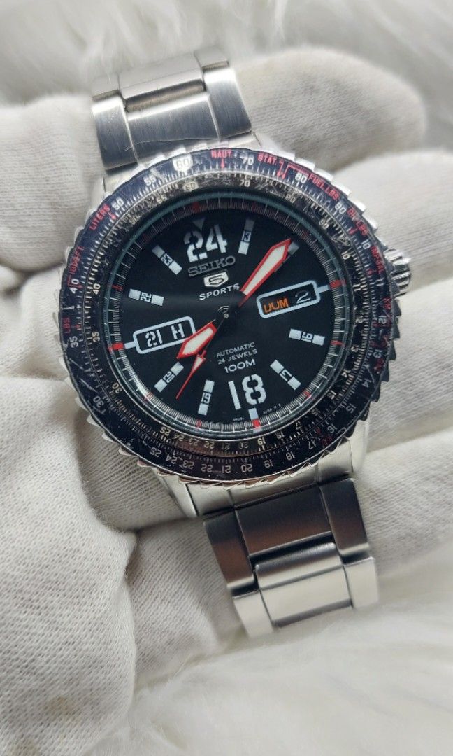 Seiko 5 Sports Pilot Style Slide Rule Bezel Automatic Watch 4R36-01S0 ...