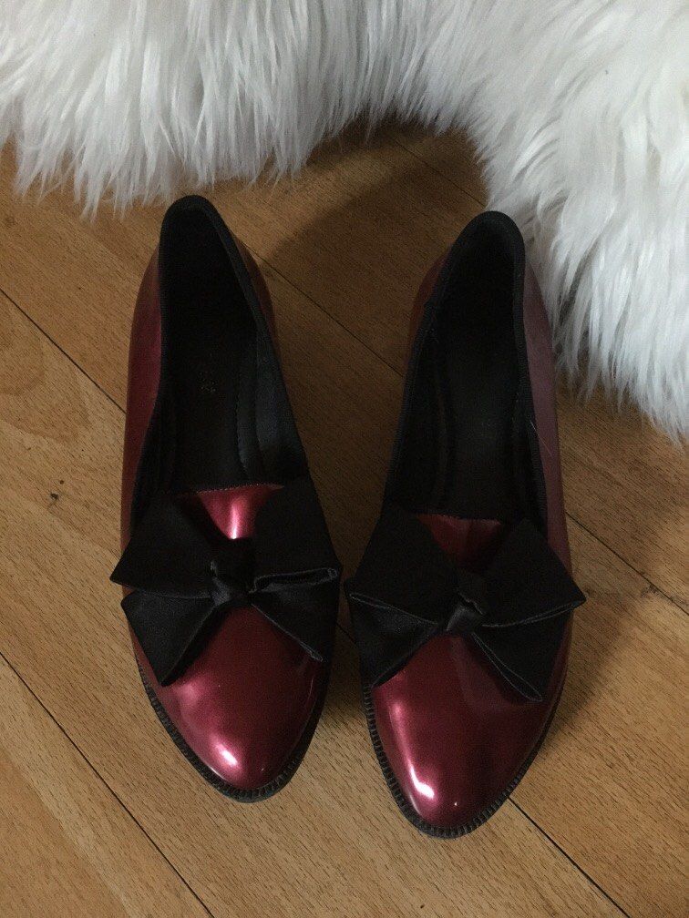 shiny red shoes ribbons, Babies & Kids, Babies & Kids Fashion on Carousell