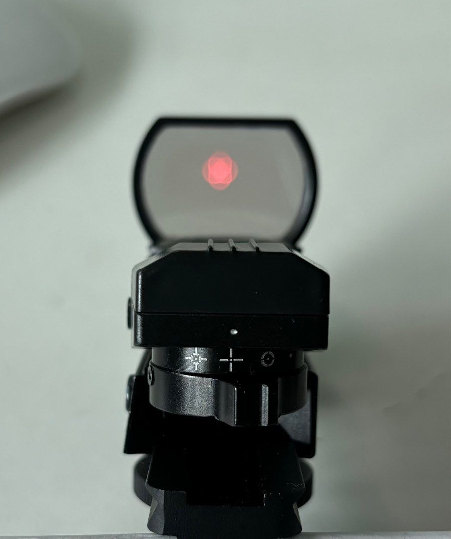Sigma 150 600mm canon mount with Red dot sight, Photography, Lens ...