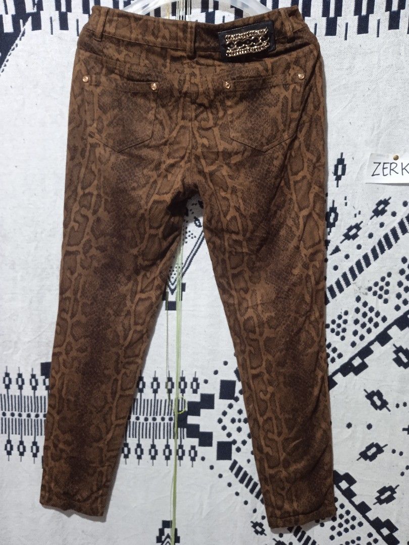 Snake Design Pants, Women's Fashion, Bottoms, Jeans on Carousell