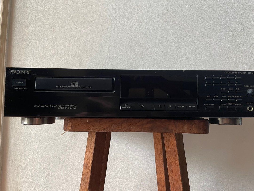 Sony compact disc player, Audio, Soundbars, Speakers & Amplifiers on ...