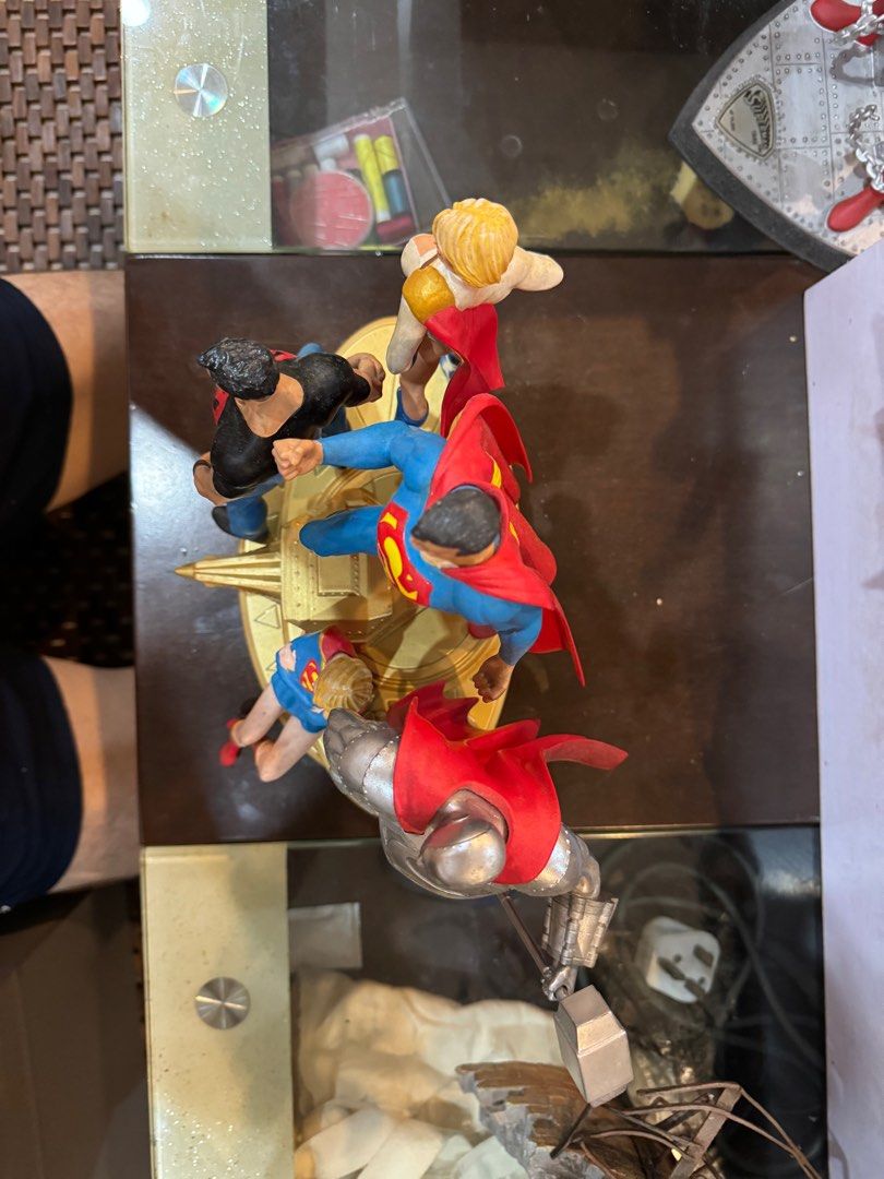 Superman Family Multi Part Statue 1 & 2 Super boy , superman , power ...