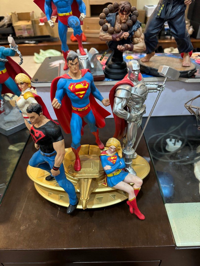 Superman Family Multi Part Statue 1 & 2 Super boy , superman , power ...