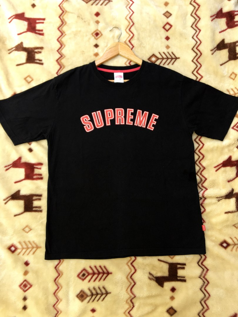 Supreme Tshirt, Men's Fashion, Tops & Sets, Tshirts & Polo Shirts on ...