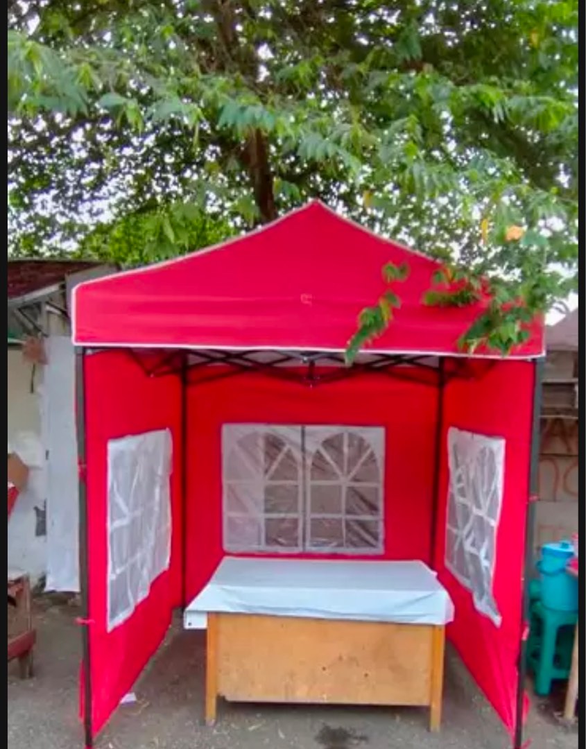 TENDA LIPAT 2x2M DINDING MOTIF JENDELA MERAH AUV LIKE NEW, Kitchen ...