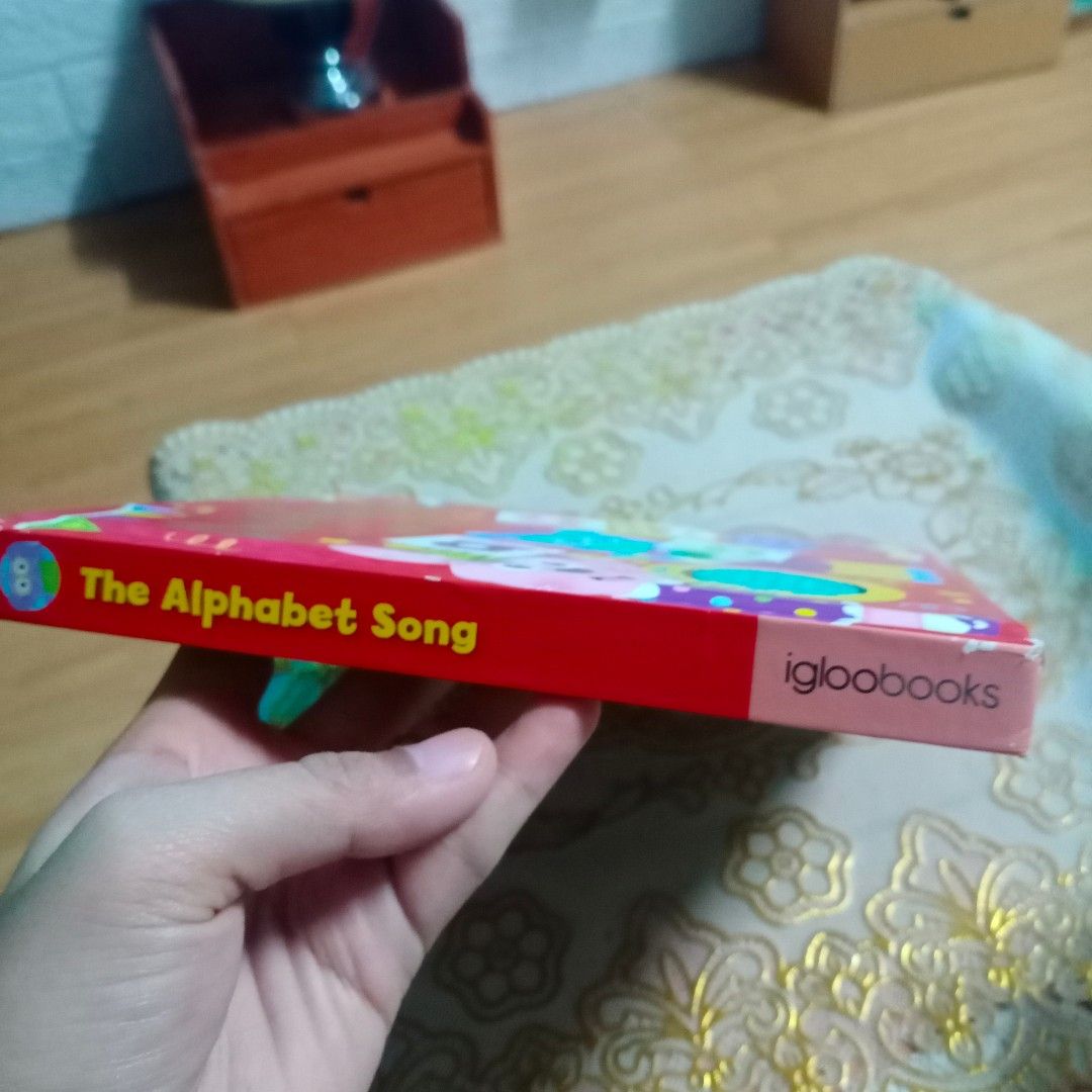 The Alphabet Song sound book, Hobbies & Toys, Books & Magazines ...