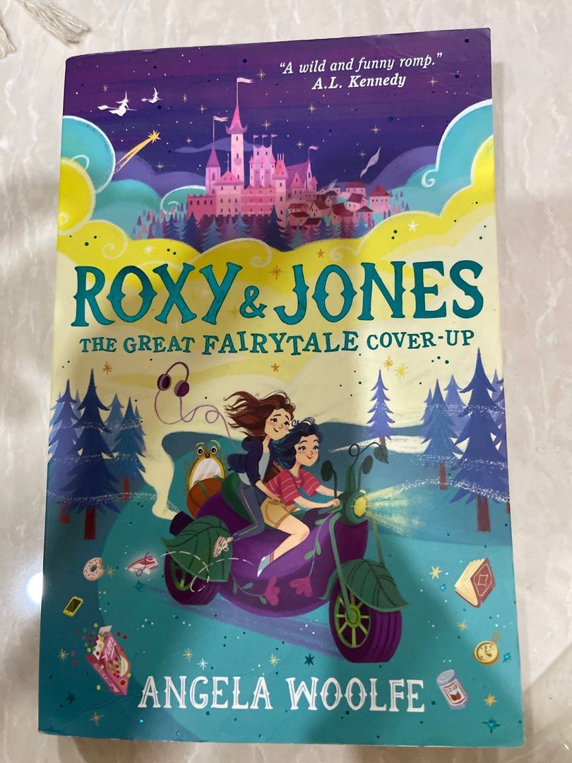The land of stories - The wishing spell & Roxy & Jones, Hobbies & Toys ...