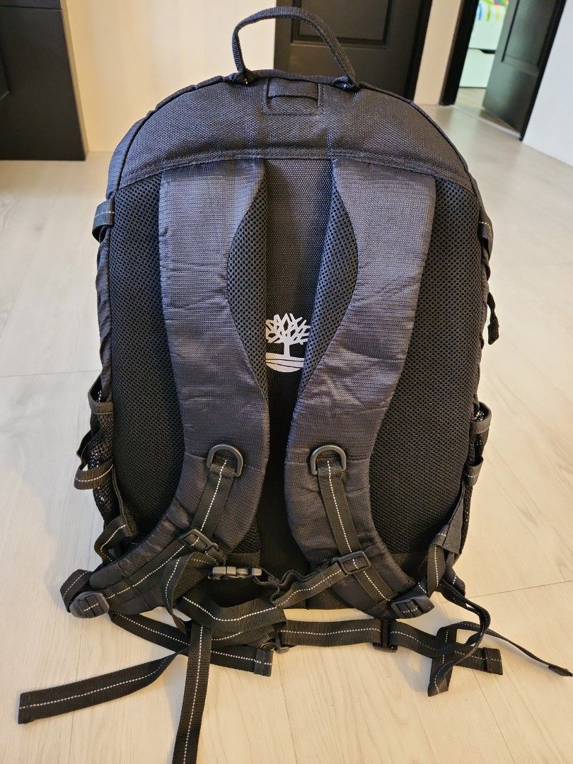 Timberland Backpack, Men's Fashion, Bags, Backpacks on Carousell