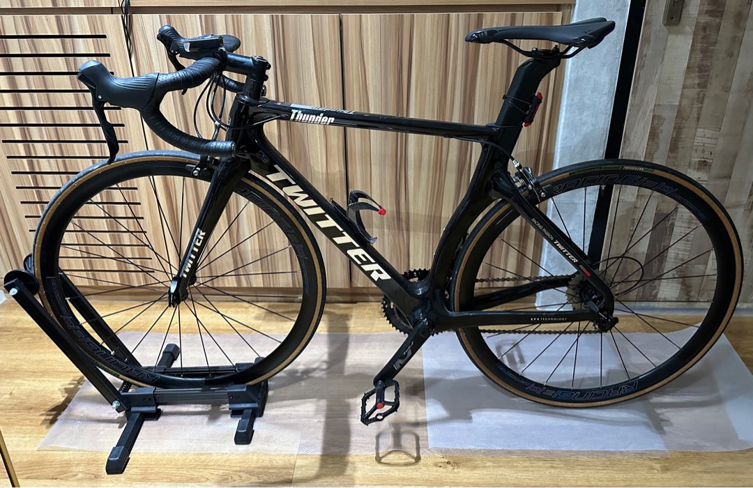 TWITTER Road Bike with stand, Sports Equipment, Bicycles & Parts ...