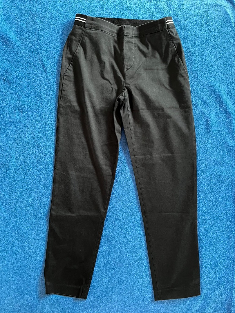 Uniqlo Black Garterized Slacks, Women's Fashion, Bottoms, Other Bottoms ...