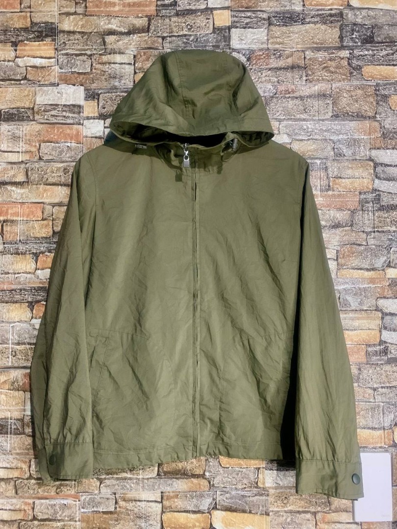 Uniqlo Windbreaker Jacket, Women's Fashion, Coats, Jackets and ...