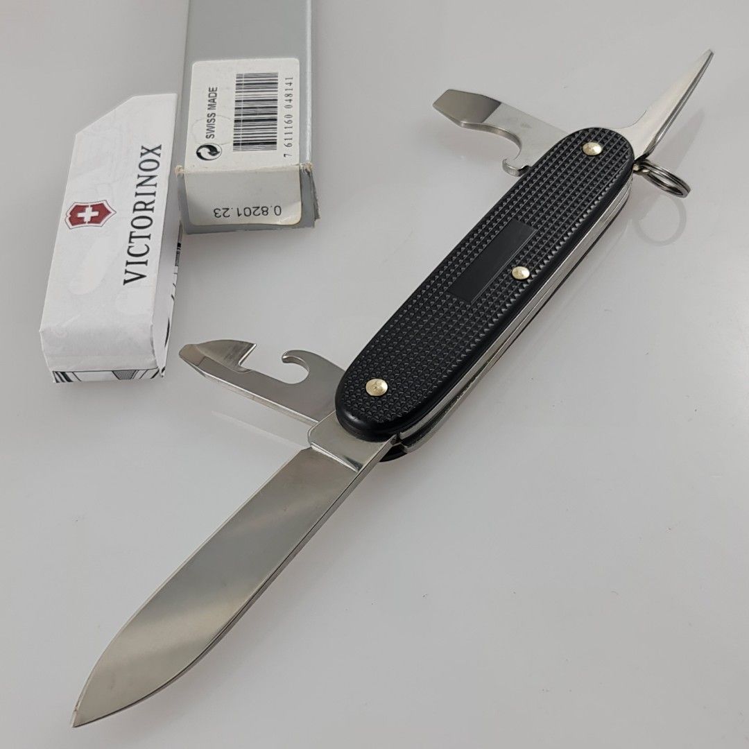 Victorinox Pioneer Alox Black with Red Shield swiss army knife explorer ...