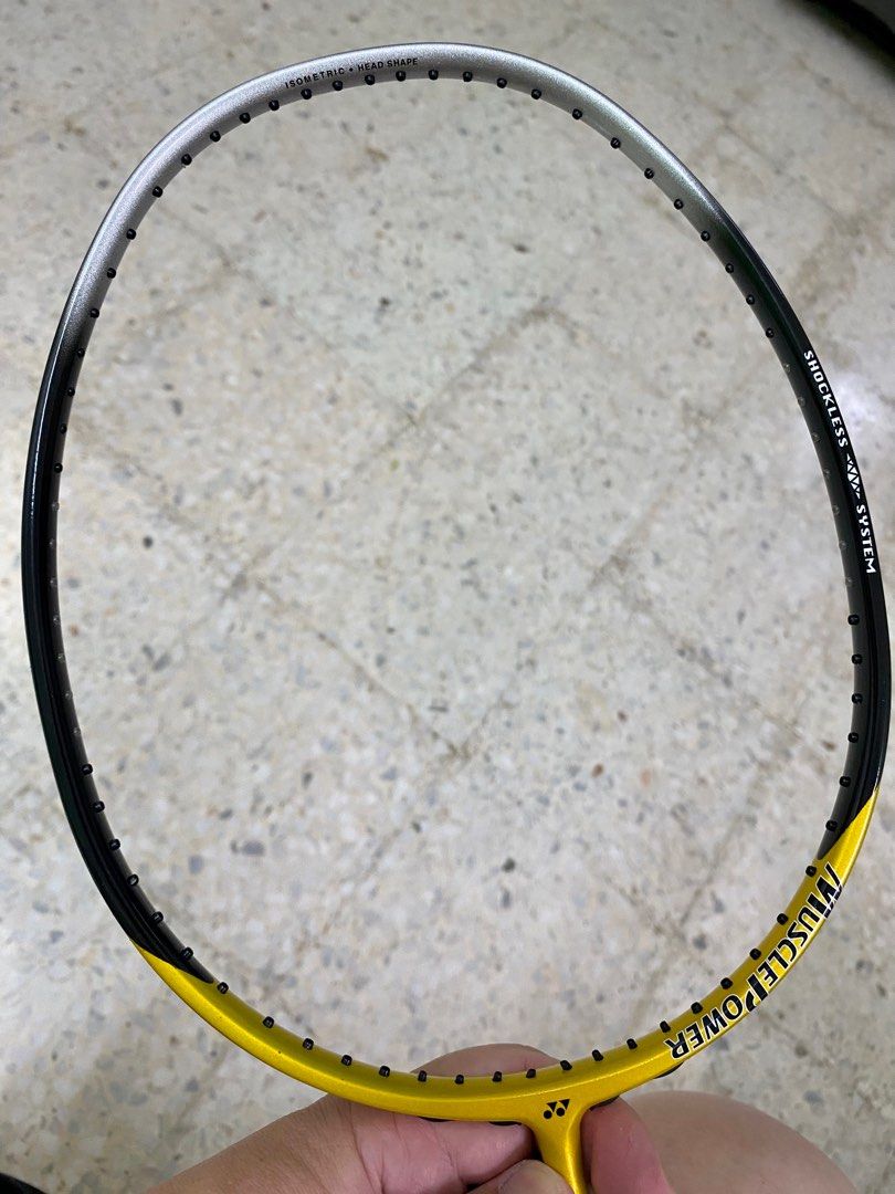 Yonex Muscle Power 22, Sports Equipment, Other Sports Equipment and ...