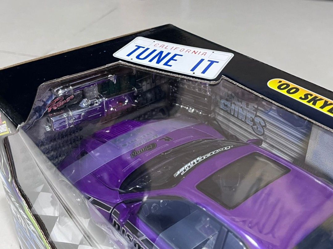 1:18 2000 Nissan Skyline GT-R R34 Import Tuner Model Kit by Muscle ...