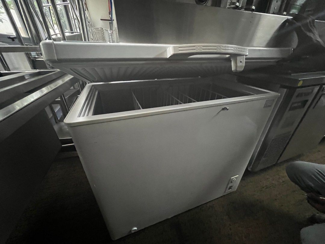 3Ft Chest Freezer/ 冷冻/Frozen, TV & Home Appliances, Kitchen Appliances ...