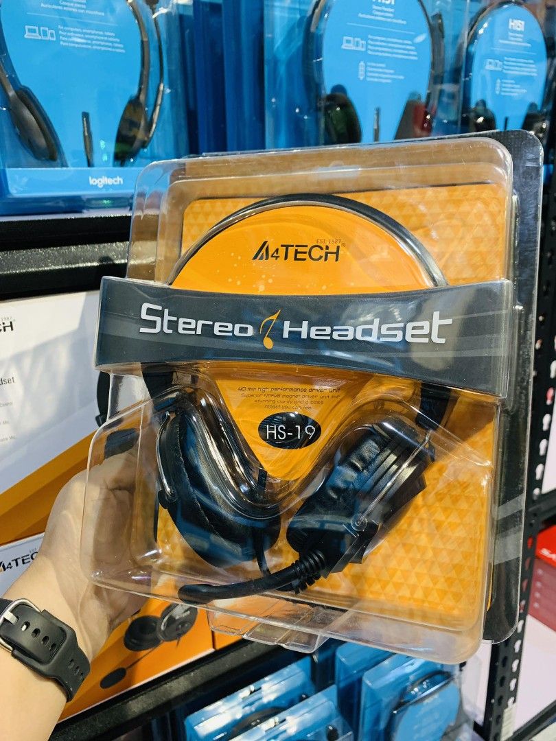 A4Tech HS-19 Comfort Fit Stereo Headset with Mic, Audio, Headphones ...
