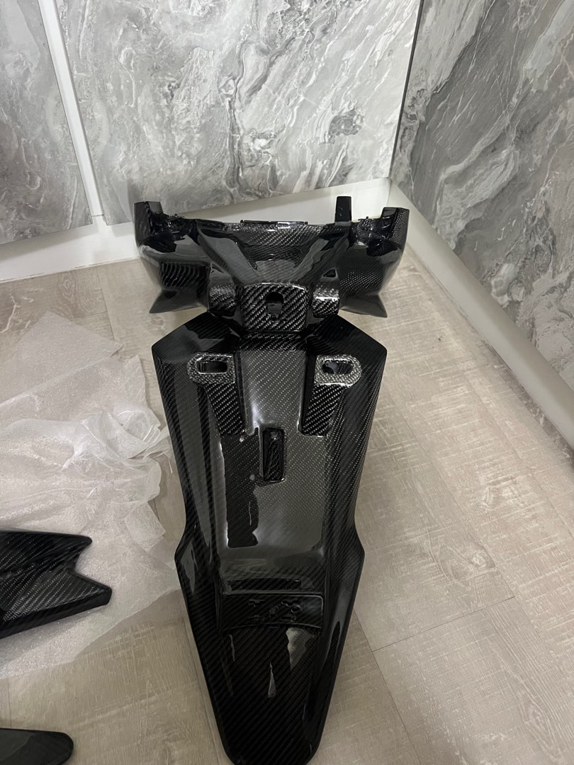 Aerox V1 Rear Carbon, Motorcycles, Motorcycle Accessories on Carousell