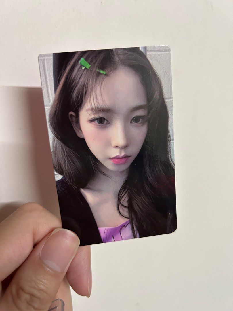 Aespa Karina特典閃卡, 興趣及遊戲, 收藏品及紀念品, 韓流 - Carousell