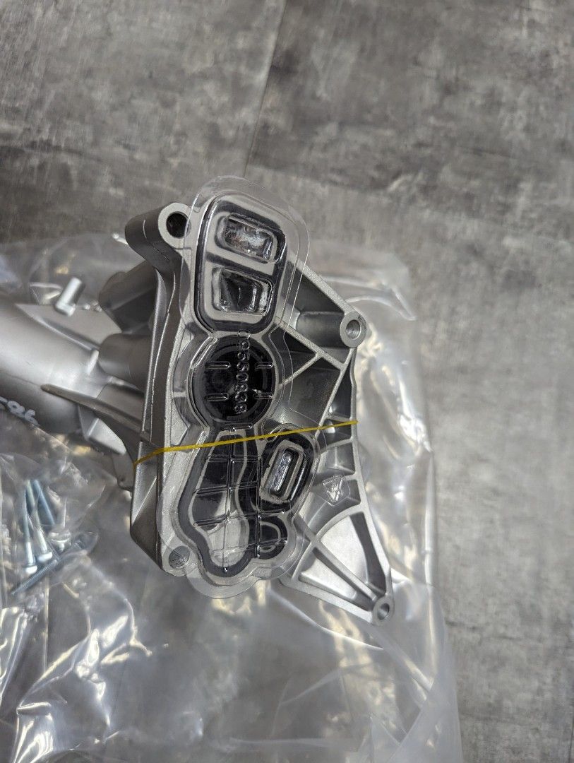 Bmw B38 Oil Filter Housing