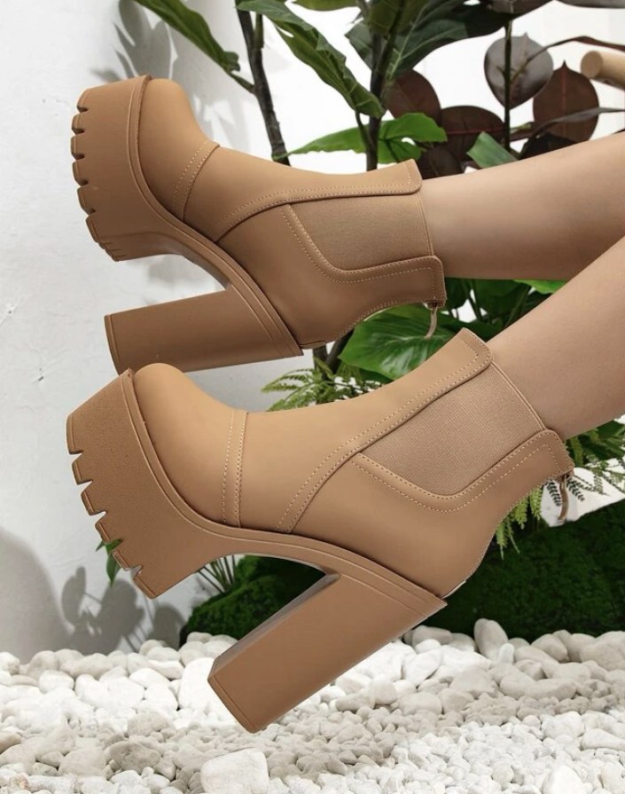 Boot Heels, Women's Fashion, Footwear, Heels on Carousell