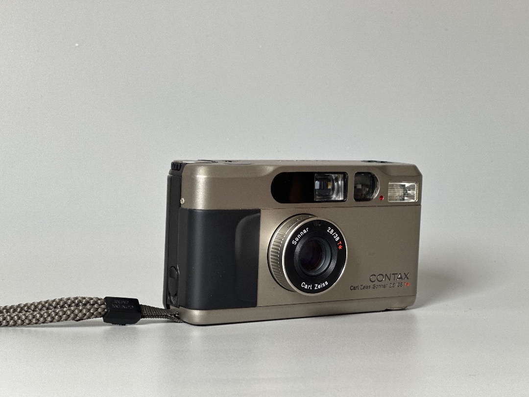 Contax T2, Photography, Cameras on Carousell