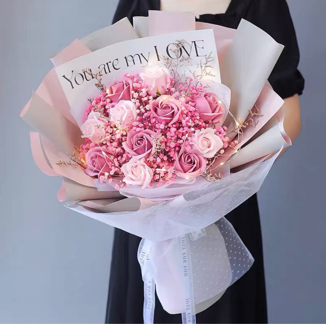 Customised Flower Bouquet, Hobbies & Toys, Stationery & Craft, Flowers ...