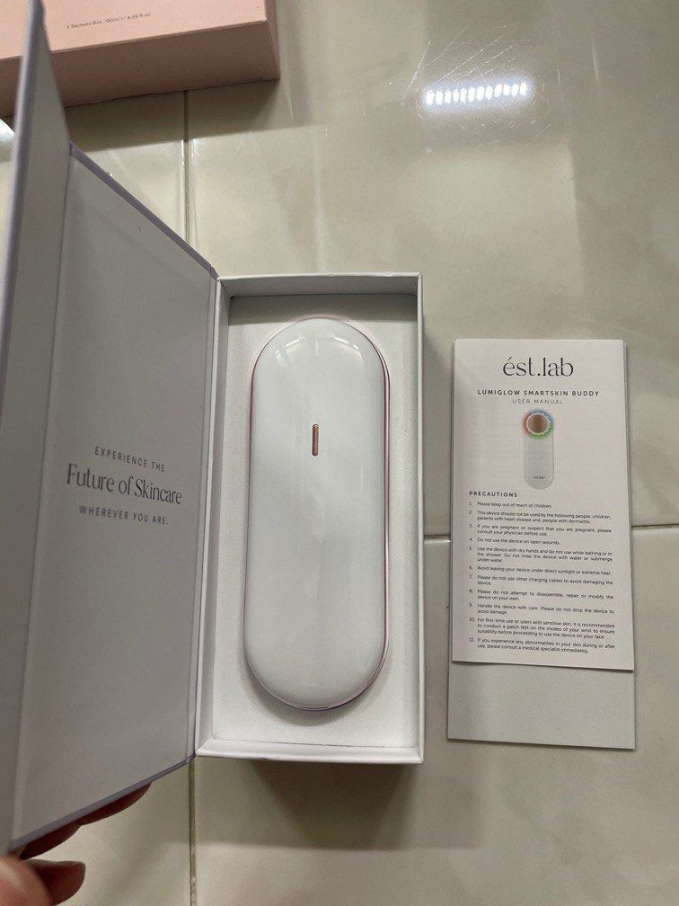 est.lab Lumiglow SmartSkin Buddy and Vitalift A+ Brillage Mask, Beauty ...