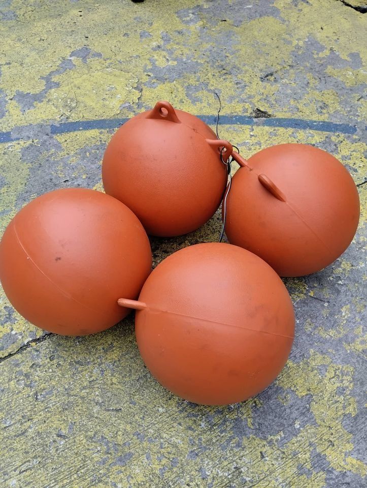 FLOATING BOYA, Sports Equipment, Sports & Games, Water Sports on Carousell