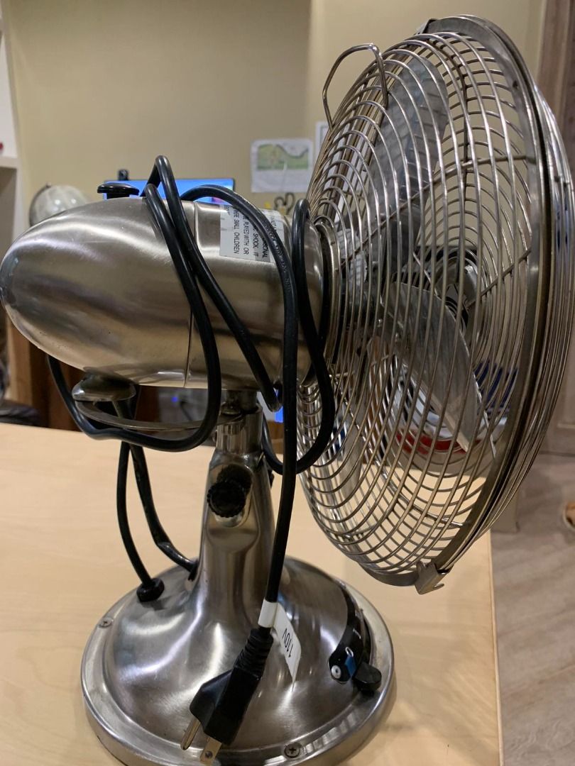 FOR SALE CINNI CLASSIC DESK FAN, TV & Home Appliances, Other Home ...