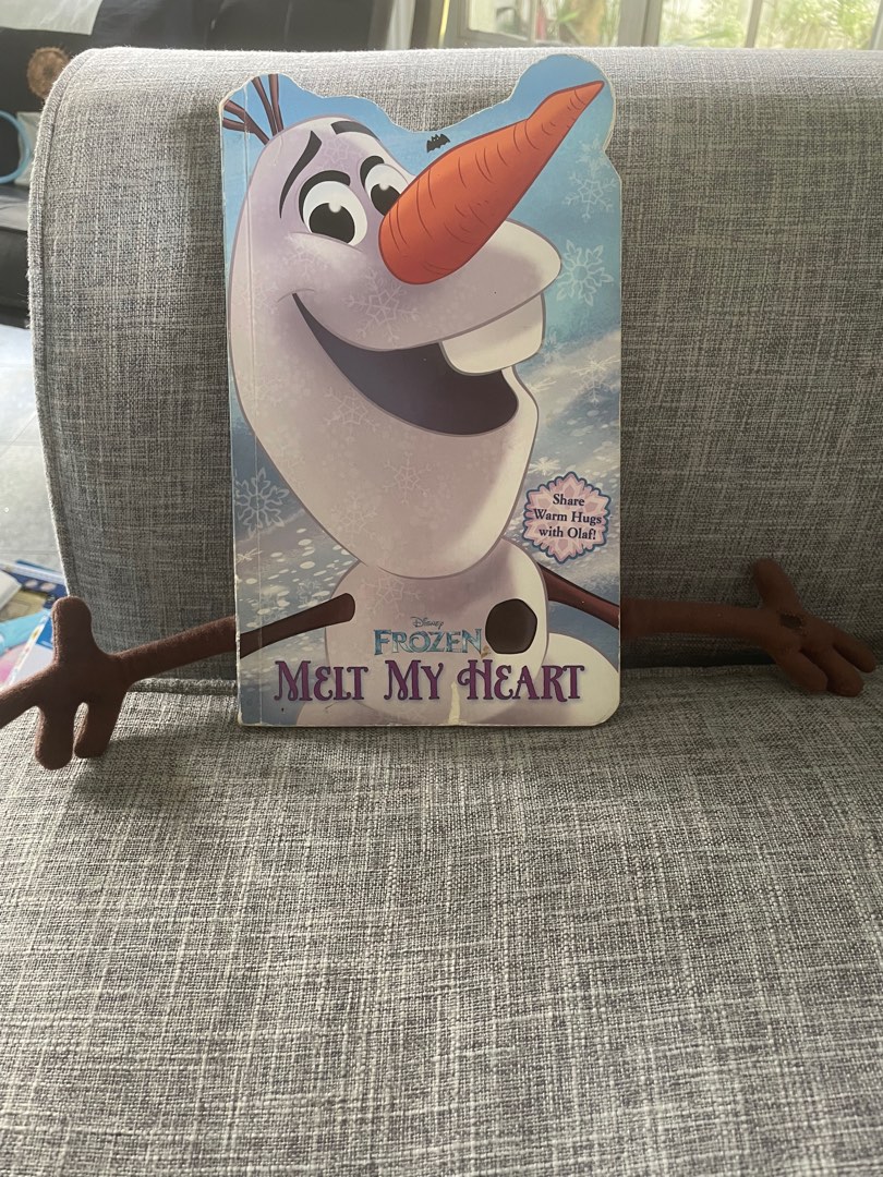 Frozen Book - Olaf Melt My Heart, Hobbies & Toys, Books & Magazines ...