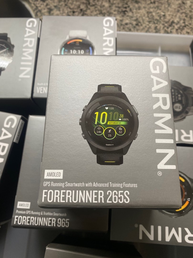 GARMIN Forerunner 265s black and white, Women's Fashion, Watches ...