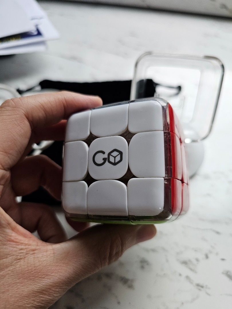 Go cube edge Smart interactive rubix cube, Hobbies & Toys, Toys & Games ...