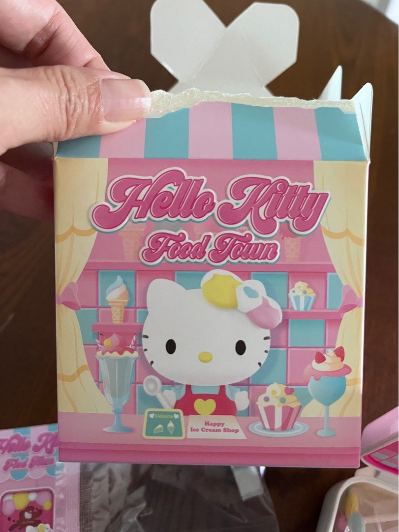 Hello Kitty Popmart Food Town (Ice Cream Shop), Hobbies & Toys, Toys ...