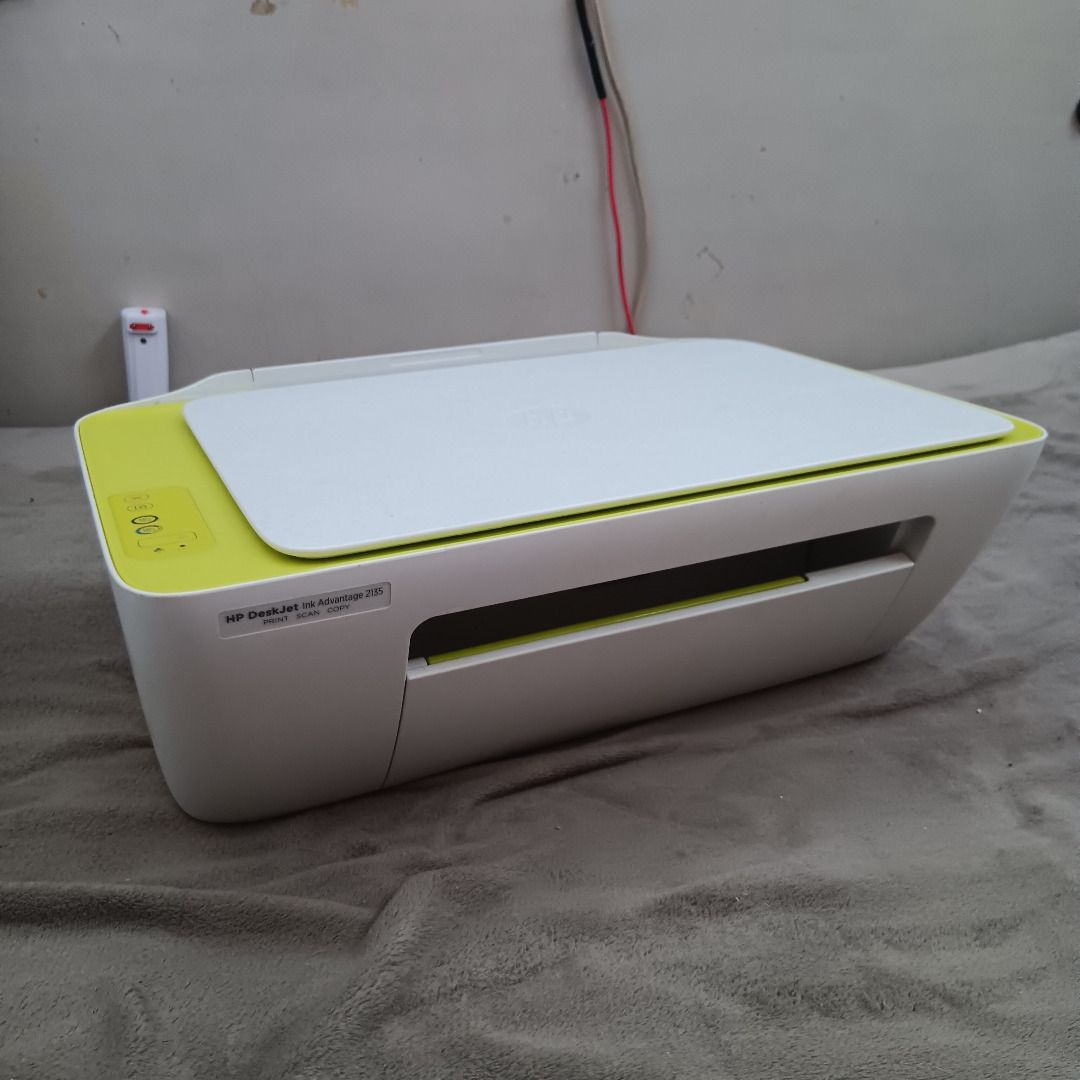 HP Deskjet Ink Advantage 2135 (with black and tri-color ink cartridges ...