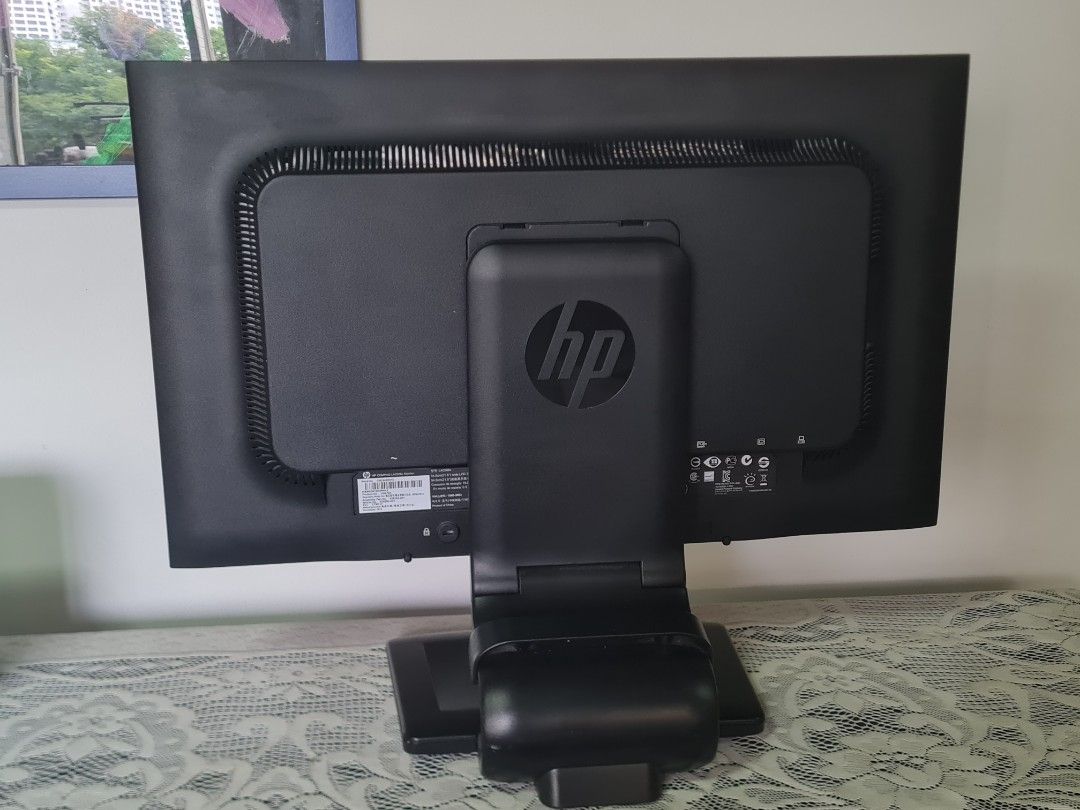 21.5" HP LA2206x Computer Monitor, Computers & Tech, Parts ...