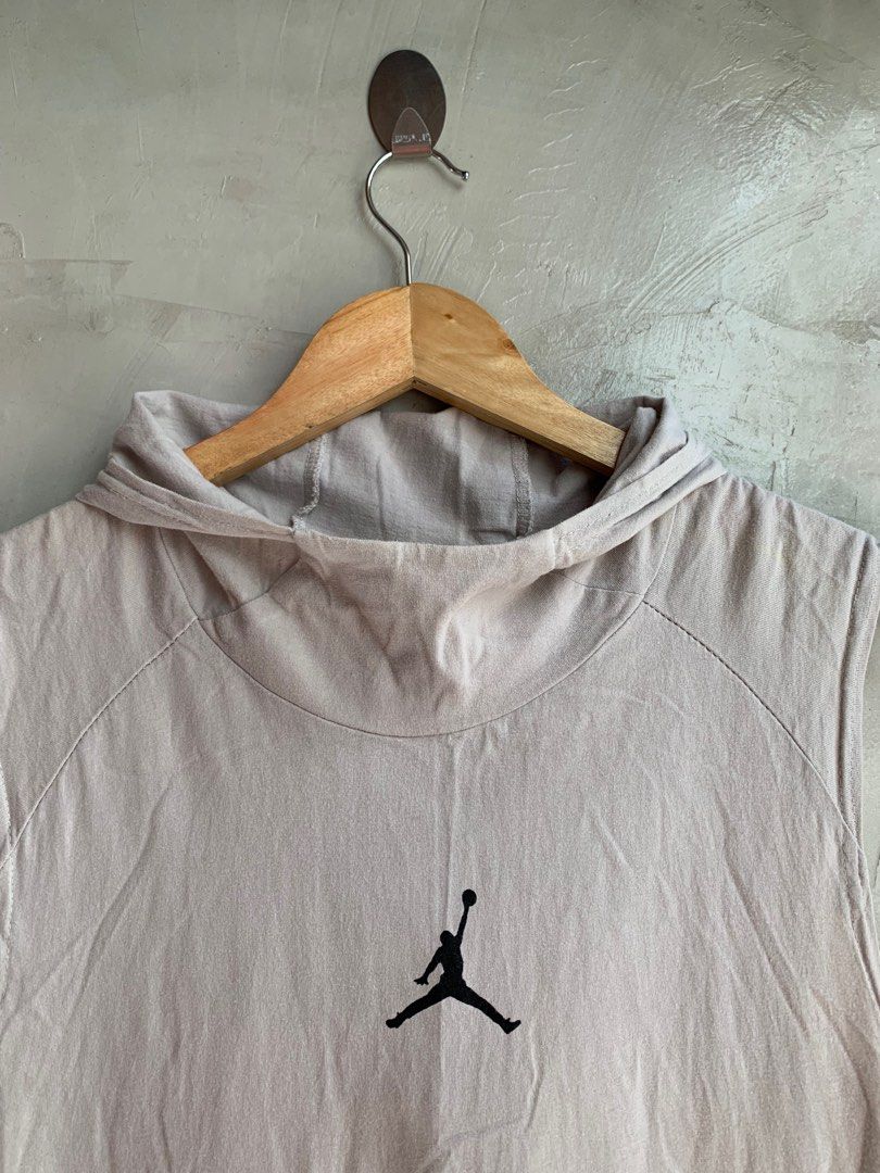 Jordan Sando with Hood, Men's Fashion, Activewear on Carousell