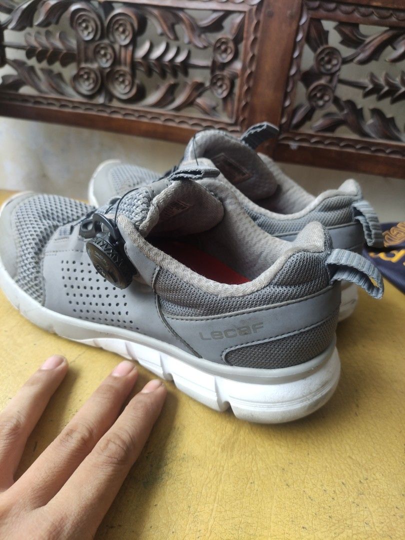 Lecaf boa system, Fesyen Pria, Sepatu , Sneakers di Carousell