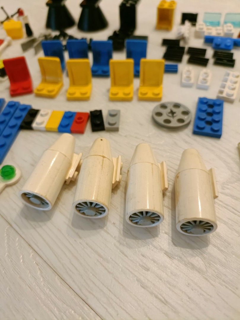 Lego / parts / blocks, Hobbies & Toys, Toys & Games on Carousell