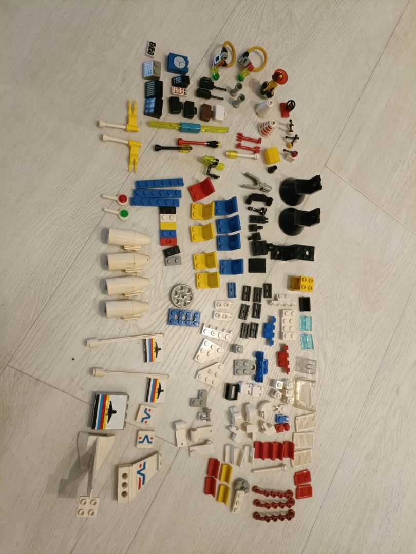 Lego / parts / blocks, Hobbies & Toys, Toys & Games on Carousell
