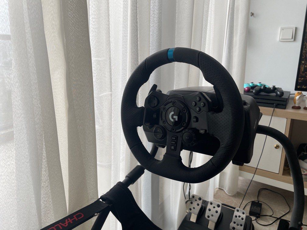 Logitech steering wheel and PLAYSEAT racing chair, Video Gaming, Gaming ...