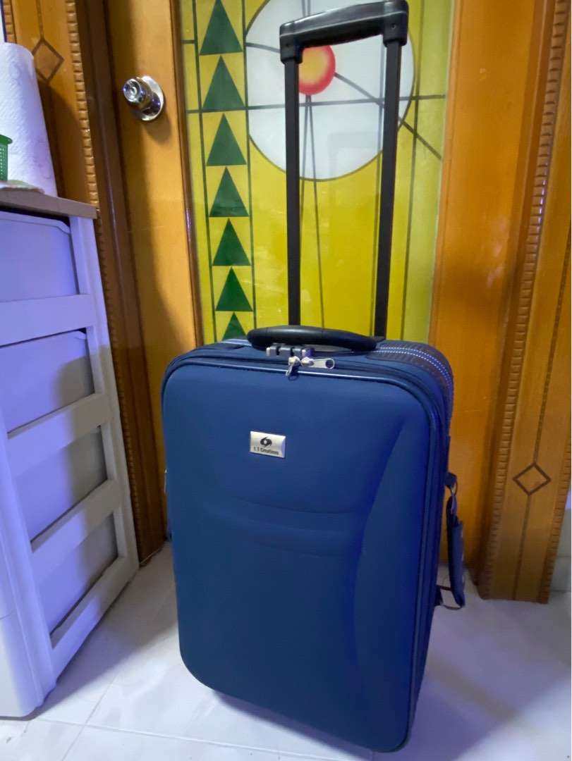 LT Creations 中size 工程師系列 兩輪行李箱 拉桿箱, 興趣及遊戲, 旅行, 旅遊 - 旅行必需品及用品 - Carousell