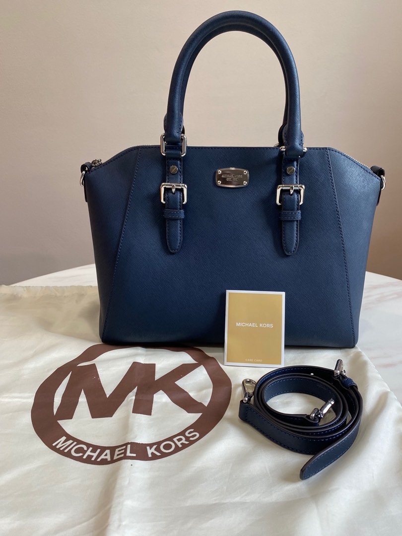 Michael Kors Cross Body In Navy Blue, Luxury, Bags & Wallets on Carousell