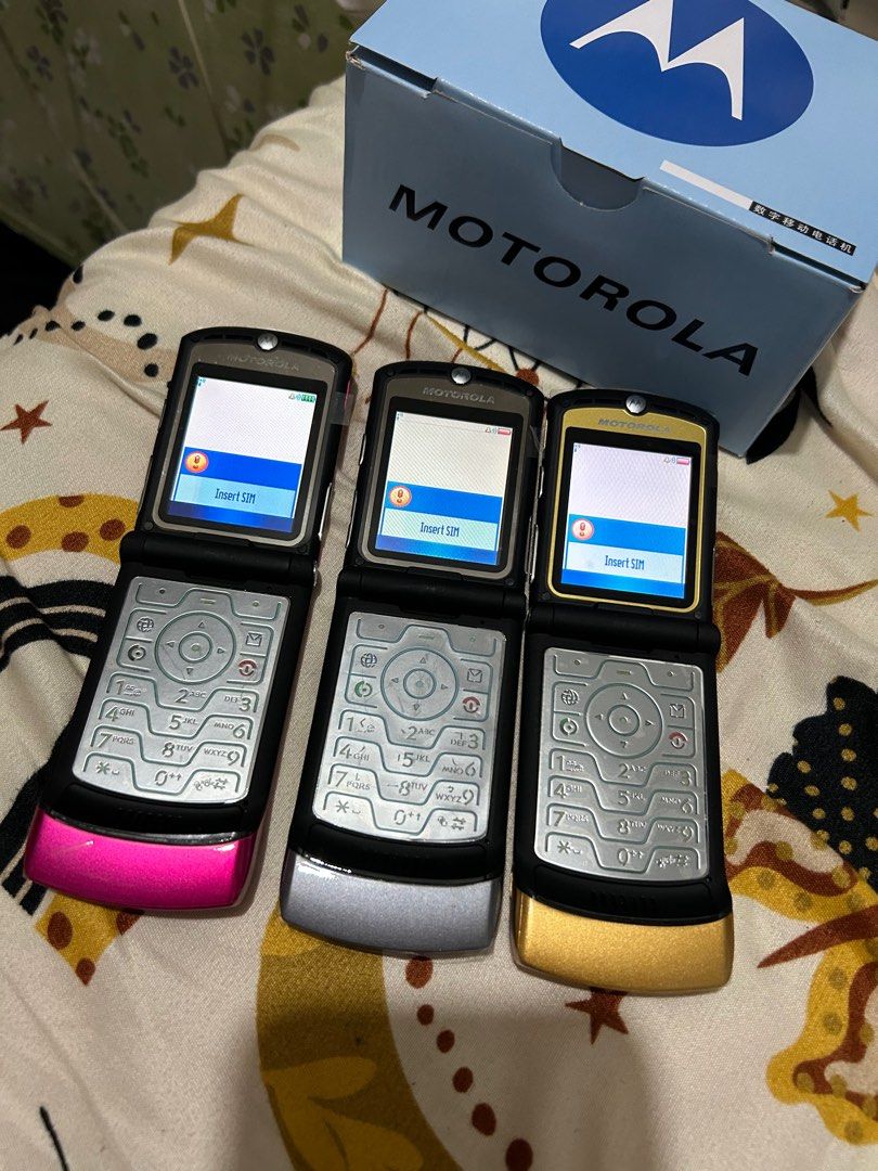 motorola v3 flip phones, Mobile Phones & Gadgets, Mobile Phones, Early ...