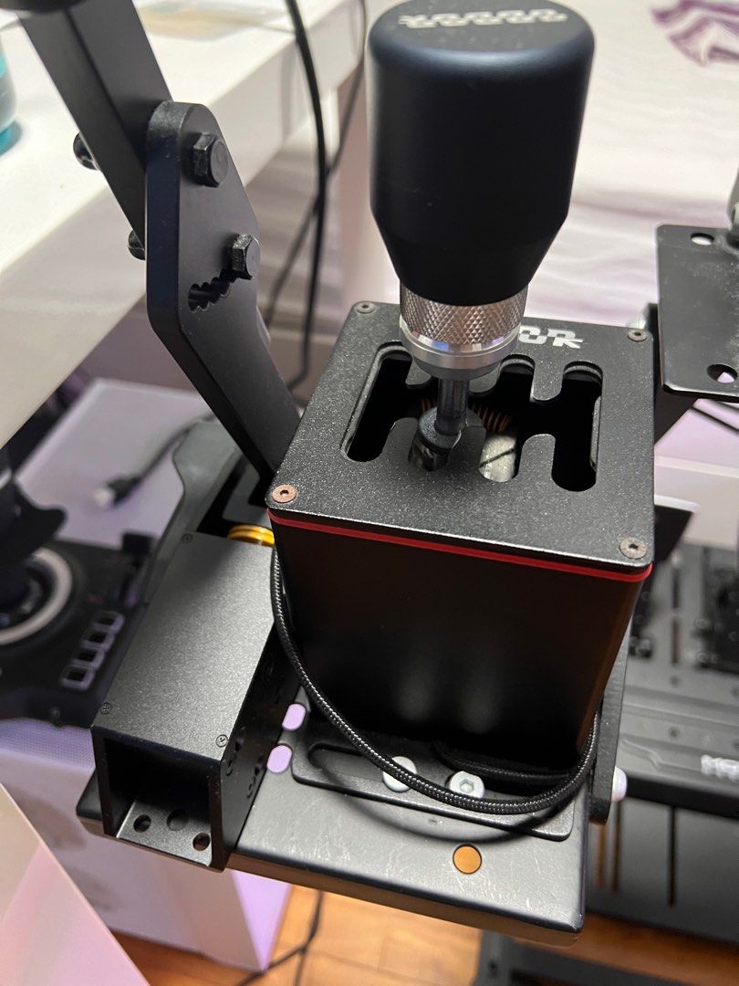 Moza R9V2 Sim Racing Rig, Video Gaming, Gaming Accessories, Controllers ...