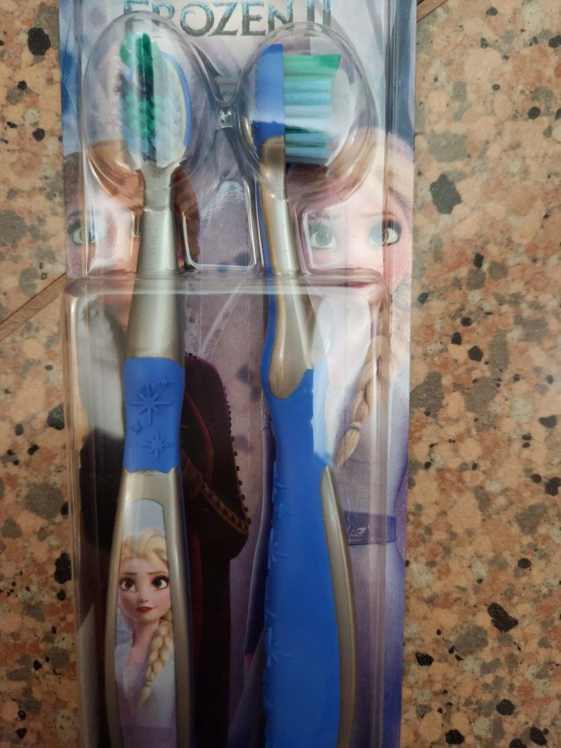 Oral b Disney Frozen Elsa Stages 3 toothbrush 5-7 years old, Beauty ...
