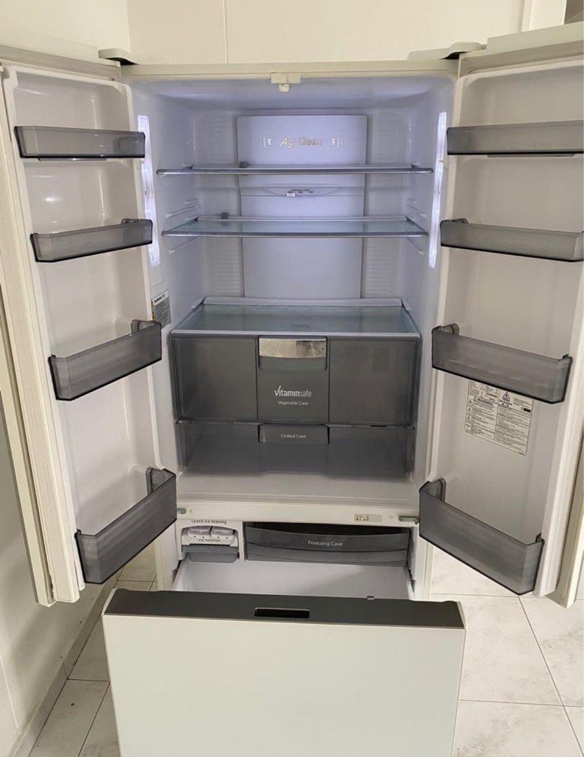 Panasonic Refrigerator NR-CY557 Glass white, TV & Home Appliances ...