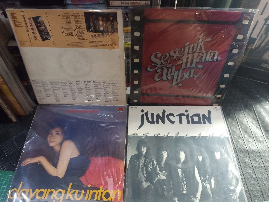 Piring hitam melayu, Hobbies & Toys, Music & Media, Vinyls on Carousell