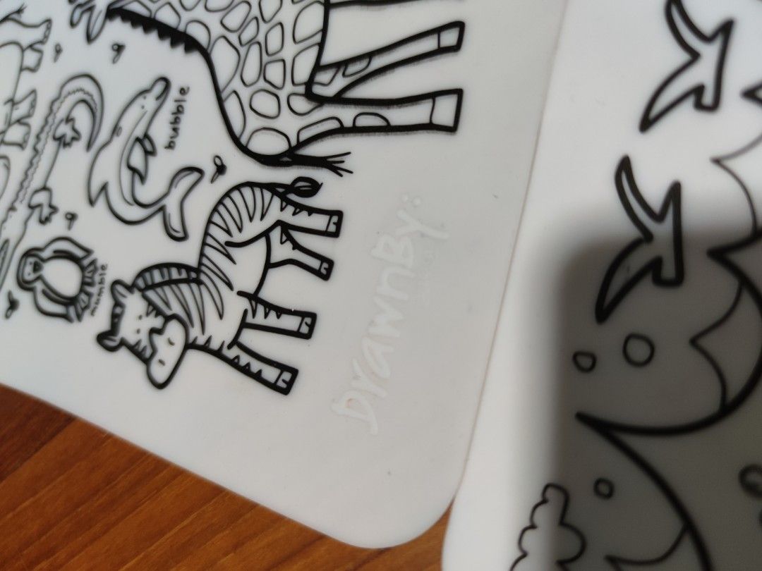 Reusable silicon drawing mats, Hobbies & Toys, Stationery & Craft, Art ...