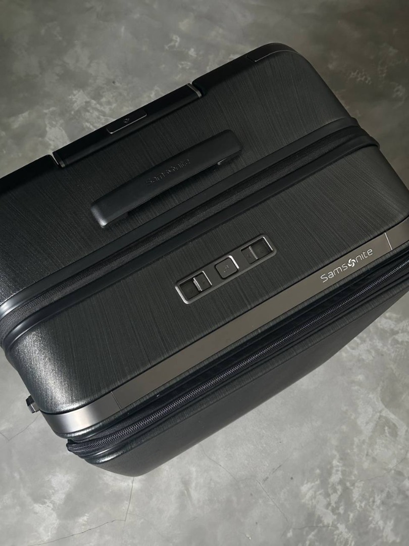 Samsonite Unimax Spinner 69/25 Expandable, Hobbies & Toys, Travel ...