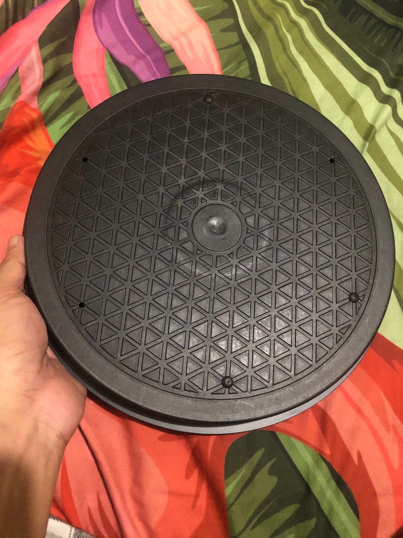 Small heavy duty rotating base for modeling, Hobbies & Toys, Stationary ...